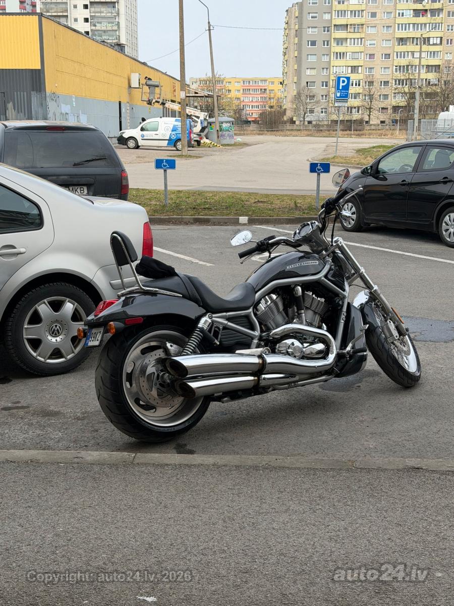Harley-Davidson V-Rod 2008 Tallina, ar dzinēja tilpumu 1.25 L un nobraukumu 39 tūkst. km par 9700 €, foto 9 vietnē AUTOMOTO.COM.LV