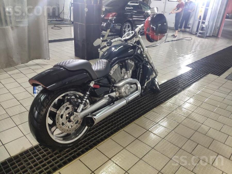 Harley-Davidson V-Rod 2012 in Riga, with an engine capacity of 1.60 L and mileage of 0 thousand km for 14200 €, photo 4 on AUTOMOTO.COM.LV
