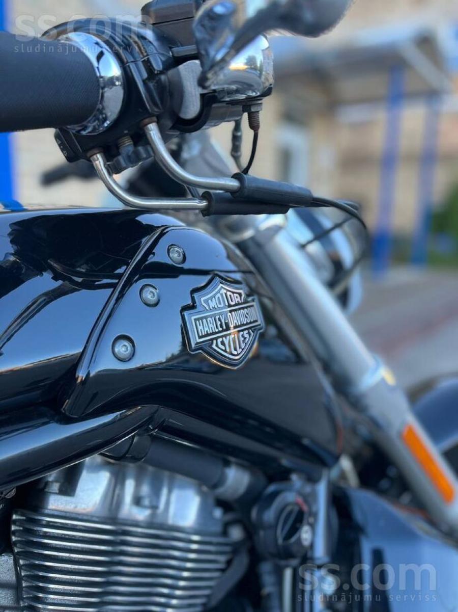 Harley-Davidson V-Rod 2012 in Riga, with an engine capacity of 1.60 L and mileage of 0 thousand km for 14200 €, photo 6 on AUTOMOTO.COM.LV