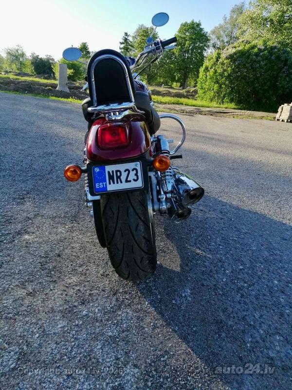Красный Харли-Девидсон V-Rod 2004 в Таллин, объемом двигателя 1.20 л и пробегом 7 тыс. км за 8300 €, фото 5 на AUTOMOTO.COM.LV