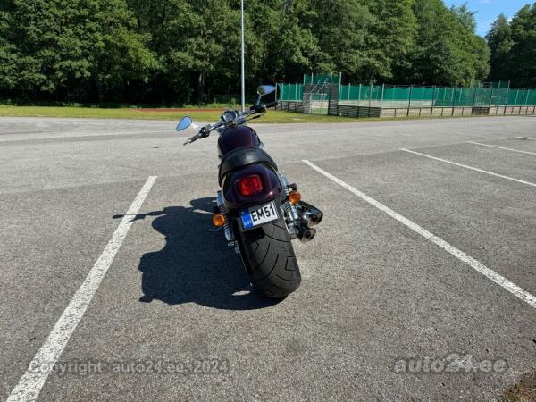 Sarkans Harley-Davidson V-Rod 2007 Tallina, ar dzinēja tilpumu 1.13 L un nobraukumu 12 tūkst. km par 9500 €, foto 8 vietnē AUTOMOTO.COM.LV