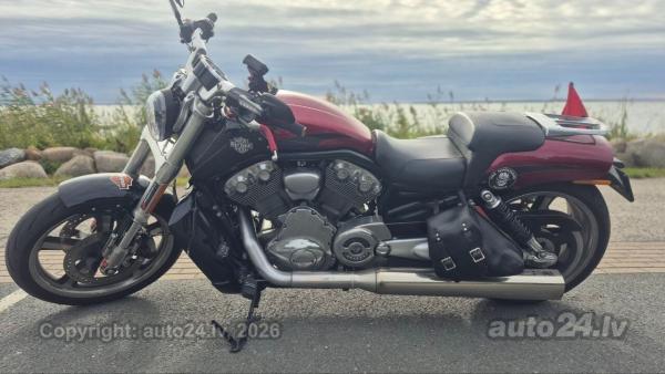 Красный Харли-Девидсон V-Rod 2016 в Таллин, объемом двигателя 1.25 л и пробегом 62 тыс. км за 13000 €, фото 9 на AUTOMOTO.COM.LV