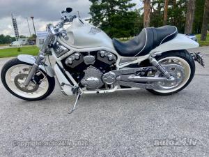 Белый Харли-Девидсон V-Rod 2003 в Таллин, объемом двигателя 1.13 л и пробегом 28 тыс. км за 7700 €, фото 5 на AUTOMOTO.COM.LV
