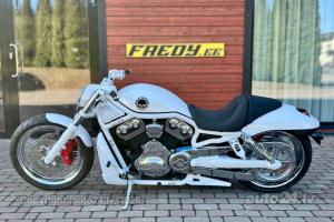 White Harley-Davidson V-Rod 2009 in Tallinn, with an engine capacity of 1.25 L and mileage of 3 thousand km for 19900 €, photo 15 on AUTOMOTO.COM.LV