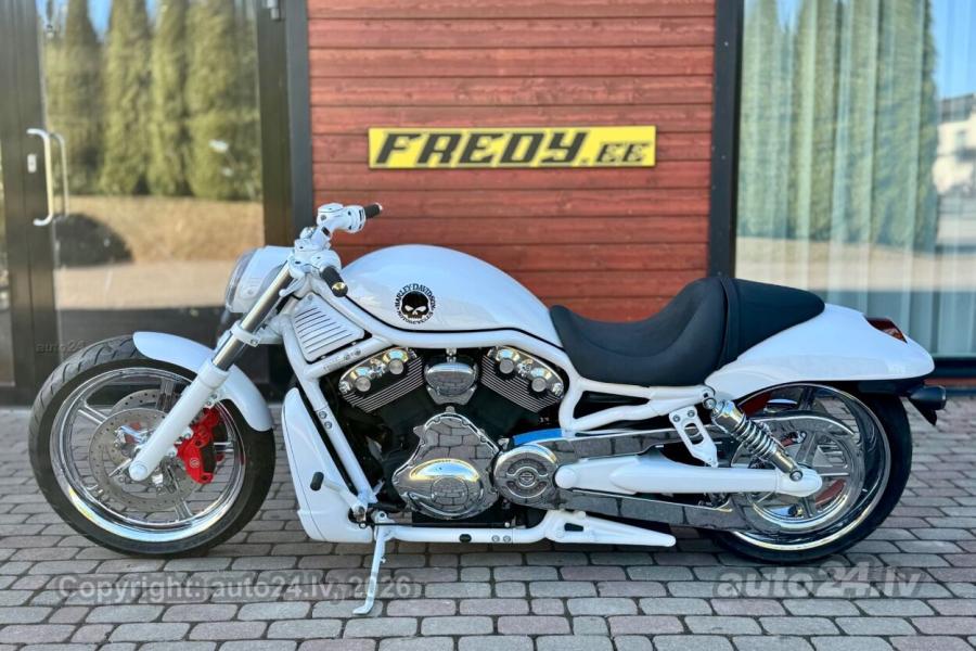 White Harley-Davidson V-Rod 2009 in Tallinn, with an engine capacity of 1.25 L and mileage of 3 thousand km for 19900 €, photo 15 on AUTOMOTO.COM.LV