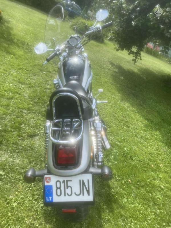 Grey Harley-Davidson VRSCA 2003 in Kretinga, with an engine capacity of 1.30 L and mileage of 30 thousand km for 5400 €, photo 1 on AUTOMOTO.COM.LV