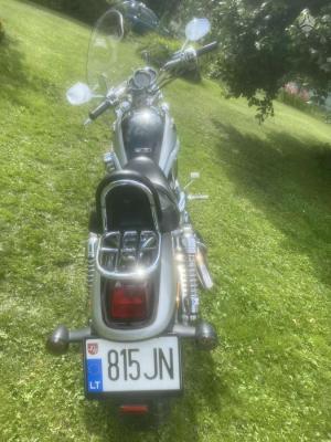 Grey Harley-Davidson VRSCA 2003 in Kretinga, with an engine capacity of 1.30 L and mileage of 30 thousand km for 5400 €, photo 1 on AUTOMOTO.COM.LV