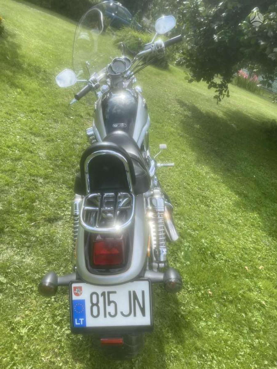 Grey Harley-Davidson VRSCA 2003 in Kretinga, with an engine capacity of 1.30 L and mileage of 30 thousand km for 5400 €, photo 1 on AUTOMOTO.COM.LV