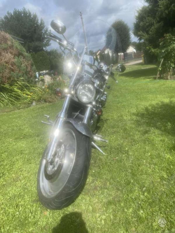 Grey Harley-Davidson VRSCA 2003 in Kretinga, with an engine capacity of 1.30 L and mileage of 30 thousand km for 5400 €, photo 5 on AUTOMOTO.COM.LV