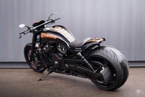 Melns Harley-Davidson VRSCDX 2010 Kauņa, ar dzinēja tilpumu 1.25 L un nobraukumu 30 tūkst. km par 20202 €, foto 9 vietnē AUTOMOTO.COM.LV