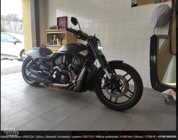 Melns Harley-Davidson VRSCDX 2017 Kauņa, ar dzinēja tilpumu 1.25 L un nobraukumu 8 tūkst. km par 20999 €, foto 3 vietnē AUTOMOTO.COM.LV