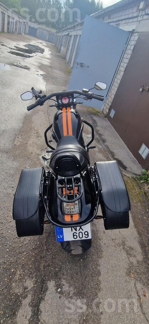 Harley-Davidson VRSCDX 2007 in Riga on AUTOMOTO.COM.LV Harley-Davidson VRSCDX 2007 in Riga, with an engine capacity of 1.13 L and mileage of 0 thousand km for 14000 €, photo 4 on AUTOMOTO.COM.LV
