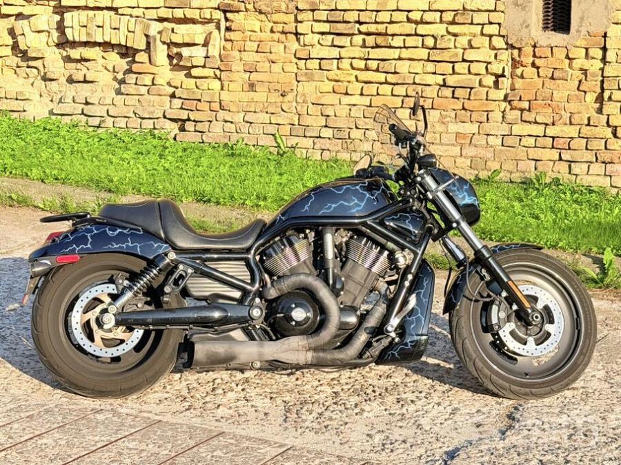 Harley-Davidson VRSCDX 2011 in Riga, with an engine capacity of 1.25 L and mileage of 0 thousand km for 12300 €, photo 7 on AUTOMOTO.COM.LV