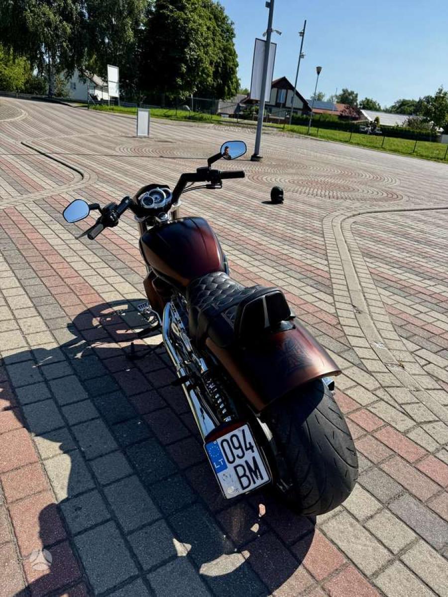 Brown Harley-Davidson VRSCF 2016 in Silute, with an engine capacity of 1.25 L and mileage of 28 thousand km for 13500 €, photo 8 on AUTOMOTO.COM.LV