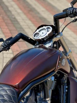 Brown Harley-Davidson VRSCF 2016 in Silute, with an engine capacity of 1.25 L and mileage of 28 thousand km for 13500 €, photo 23 on AUTOMOTO.COM.LV