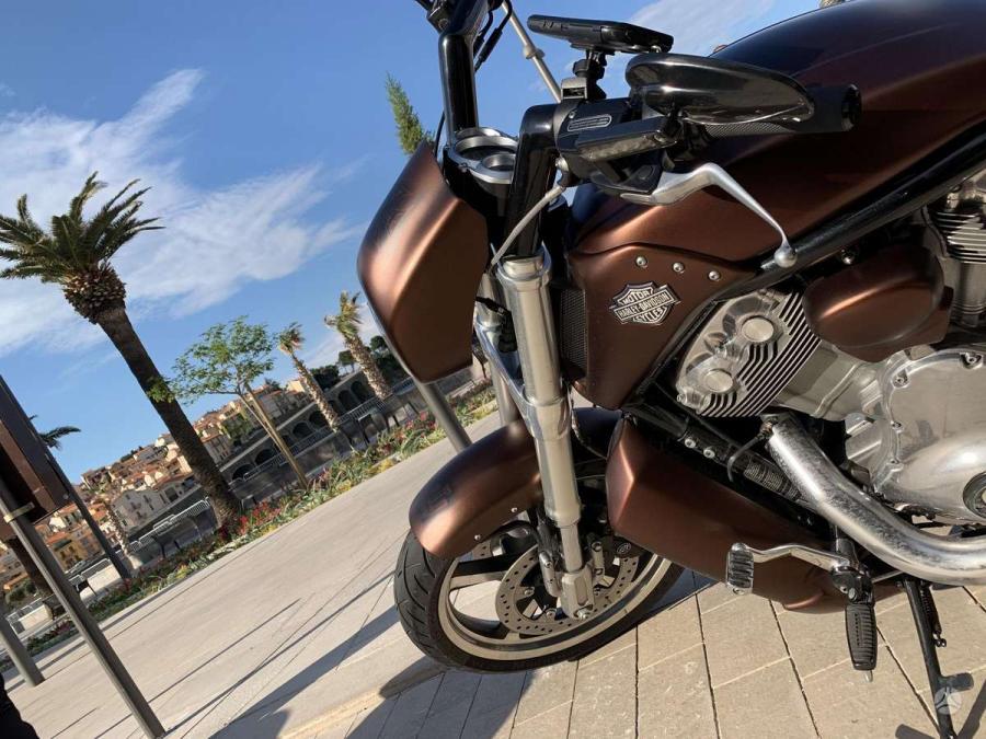 Brown Harley-Davidson VRSCF 2016 in Silute, with an engine capacity of 1.25 L and mileage of 28 thousand km for 13500 €, photo 27 on AUTOMOTO.COM.LV