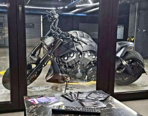 Pelēks Harley-Davidson VRSCF 2014 Viļņa, ar dzinēja tilpumu 1.25 L un nobraukumu 35 tūkst. km par 17900 €, foto 2 vietnē AUTOMOTO.COM.LV