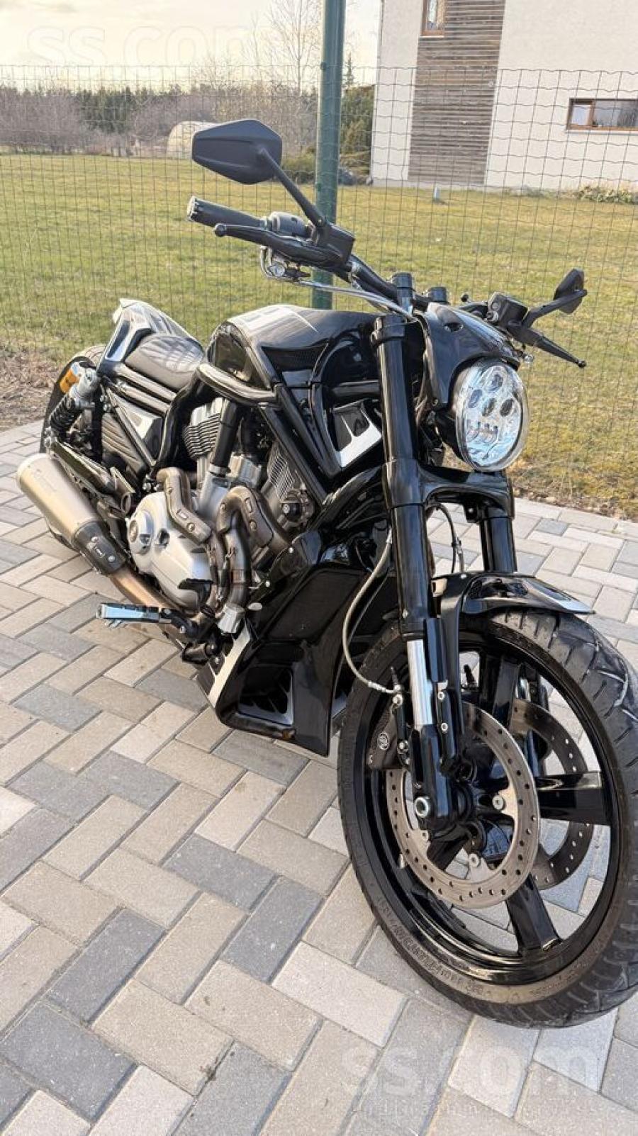 Harley-Davidson VRSCF 2015 Rīga, ar dzinēja tilpumu 1.25 L un nobraukumu 0 tūkst. km par 20000 €, foto 6 vietnē AUTOMOTO.COM.LV