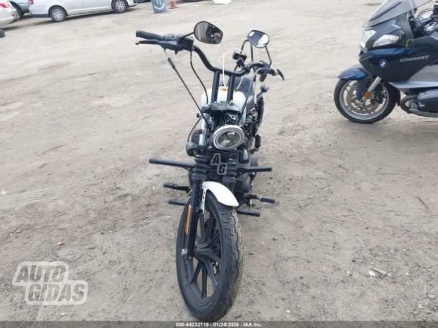 Black Harley-Davidson XL 0 in Klaipeda, with an engine capacity of 0.00 L and mileage of 0 thousand km for 3000 €, photo 6 on AUTOMOTO.COM.LV