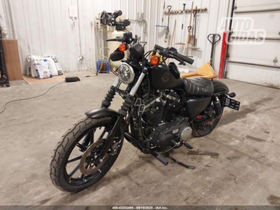 Black Harley-Davidson XL 0 in Klaipeda, with an engine capacity of 0.00 L and mileage of 0 thousand km for 4175 €, photo 3 on AUTOMOTO.COM.LV