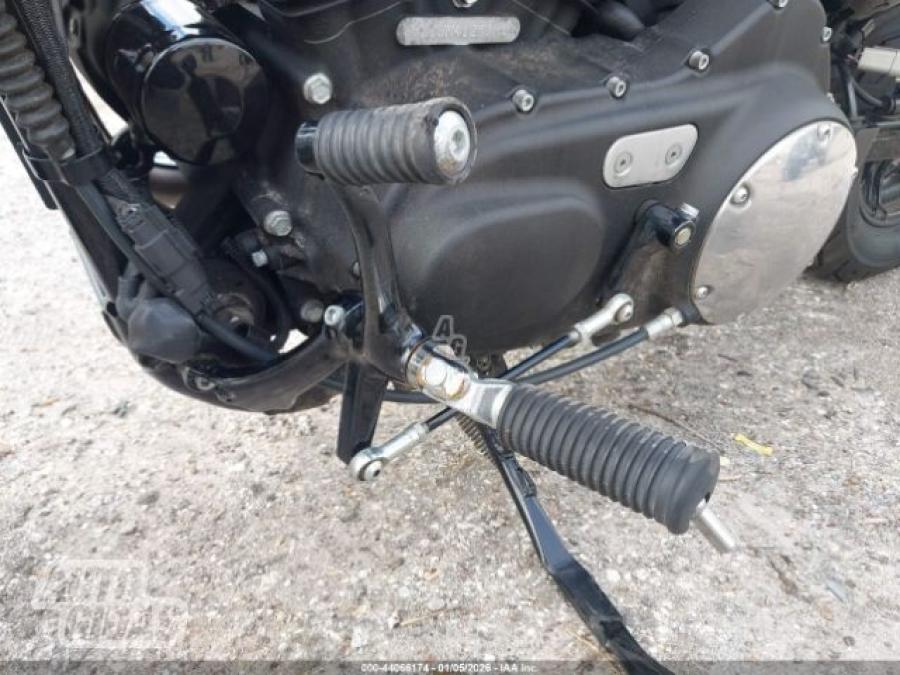 Black Harley-Davidson XL 0 in Klaipeda, with an engine capacity of 0.00 L and mileage of 0 thousand km for 7000 €, photo 16 on AUTOMOTO.COM.LV
