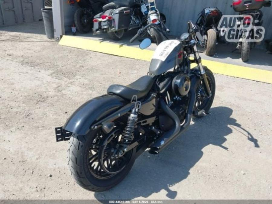 Black Harley-Davidson XL 0 in Klaipeda, with an engine capacity of 0.00 L and mileage of 0 thousand km for 4000 €, photo 5 on AUTOMOTO.COM.LV