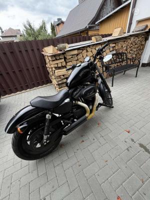 Black Harley-Davidson XL 2012 in Kaunas, with an engine capacity of 0.88 L and mileage of 20 thousand km for 5500 €, photo 4 on AUTOMOTO.COM.LV