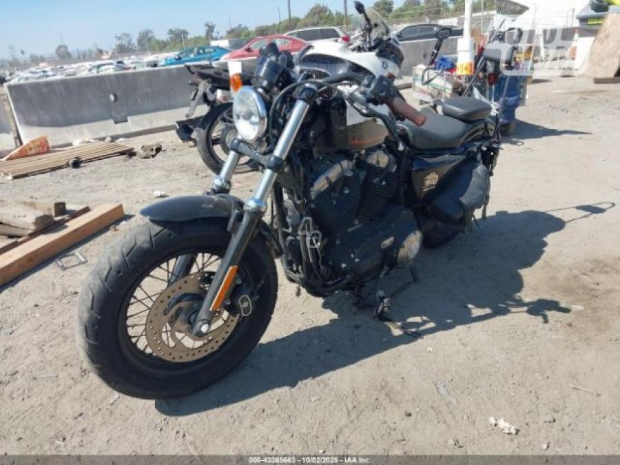 Black Harley-Davidson XL 2015 in Klaipeda, with an engine capacity of 1.20 L and mileage of 0 thousand km for 2800 €, photo 1 on AUTOMOTO.COM.LV