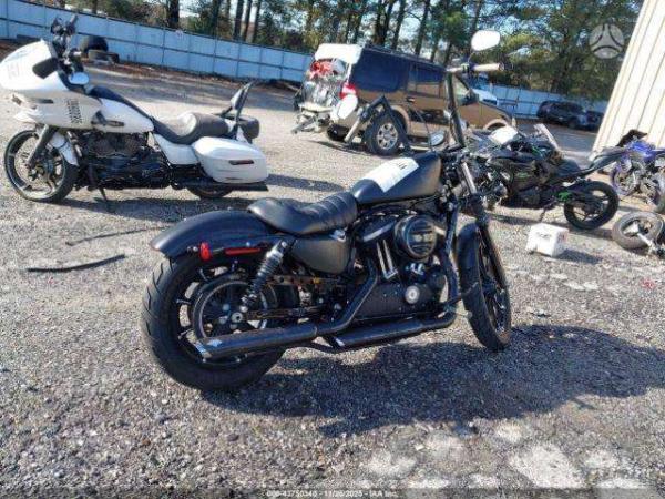 Black Harley-Davidson XL 2019 in Klaipeda, with an engine capacity of 0.88 L and mileage of 2 thousand km for 2000 €, photo 4 on AUTOMOTO.COM.LV