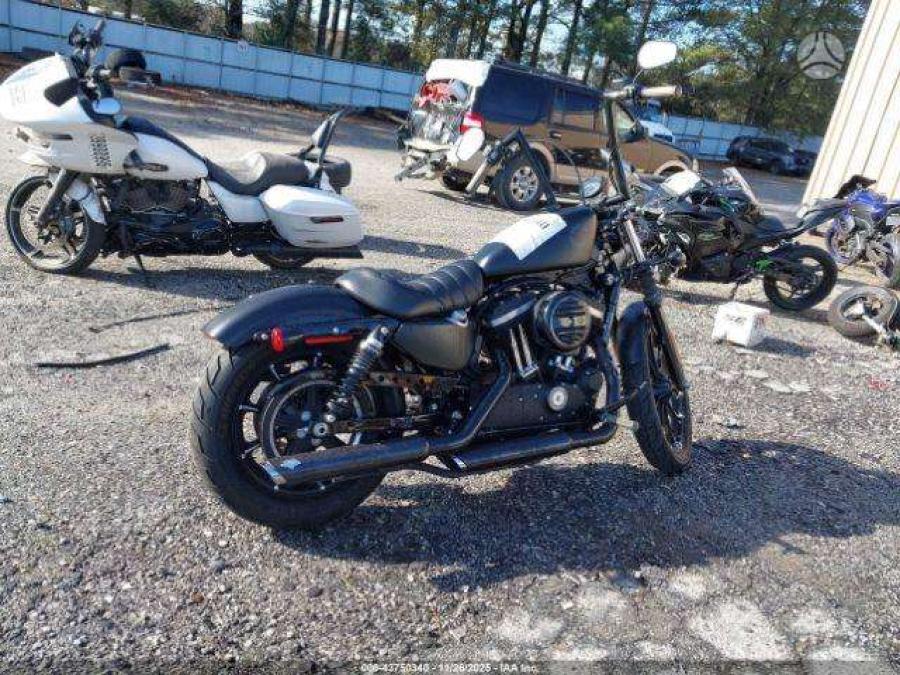 Black Harley-Davidson XL 2019 in Klaipeda, with an engine capacity of 0.88 L and mileage of 2 thousand km for 2000 €, photo 4 on AUTOMOTO.COM.LV
