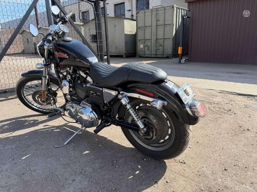 Harley-Davidson XL 2001 Šauļi, ar dzinēja tilpumu 1.20 L un nobraukumu 28 tūkst. km par 2700 €, foto 3 vietnē AUTOMOTO.COM.LV
