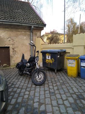 Harley-Davidson XL 2005 in Vilnius, with an engine capacity of 1.20 L and mileage of 400 thousand km for 5000 €, photo  on AUTOMOTO.COM.LV