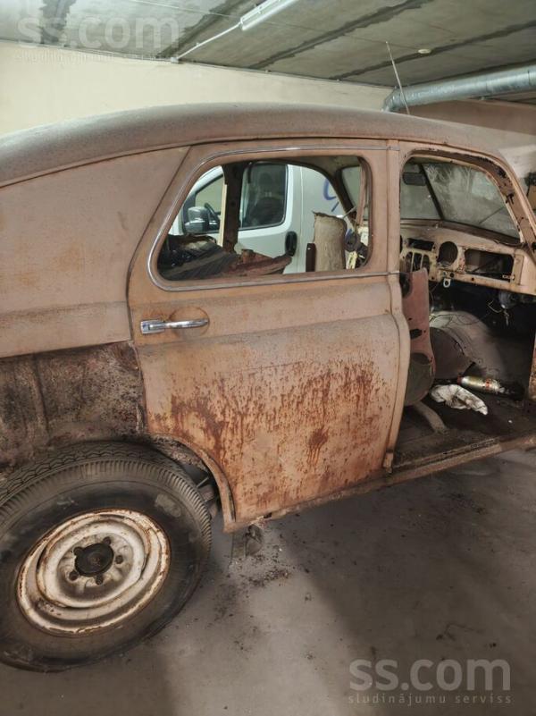 Red HAZ 20 1956 in Riga, with an engine capacity of 2.50 L and mileage of 324 thousand km for 500 €, photo 3 on AUTOMOTO.COM.LV