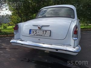 White HAZ 21 Volga 1970 in Riga, with an engine capacity of 2.50 L and mileage of 65 thousand km for 15000 €, photo 4 on AUTOMOTO.COM.LV