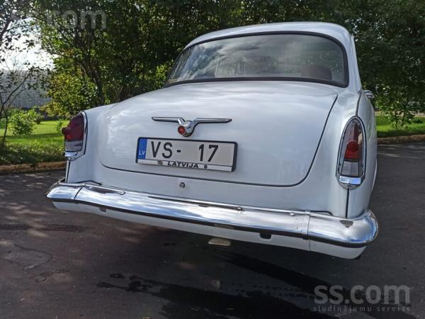 White HAZ 21 Volga 1970 in Riga, with an engine capacity of 2.50 L and mileage of 65 thousand km for 15000 €, photo 4 on AUTOMOTO.COM.LV