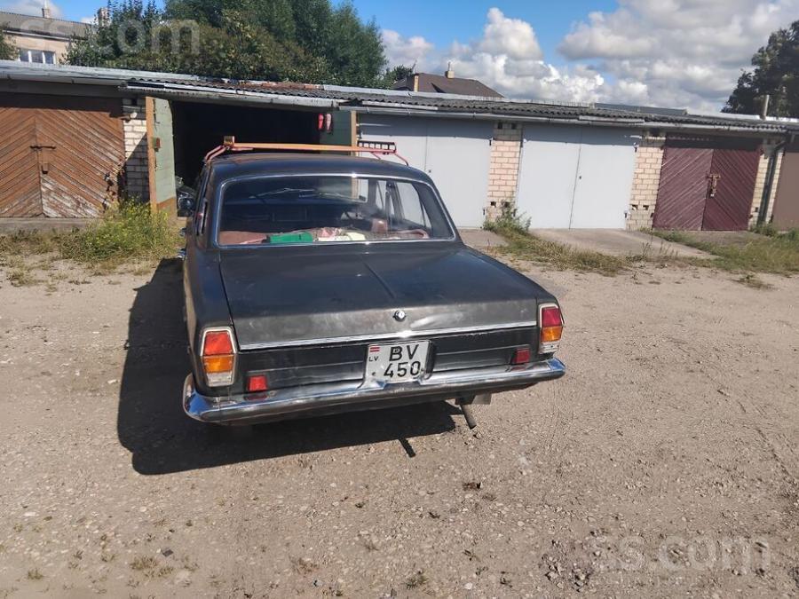 Black HAZ 24 1975 in Liepaja, with an engine capacity of 2.40 L and mileage of 98 thousand km for 2500 €, photo 4 on AUTOMOTO.COM.LV