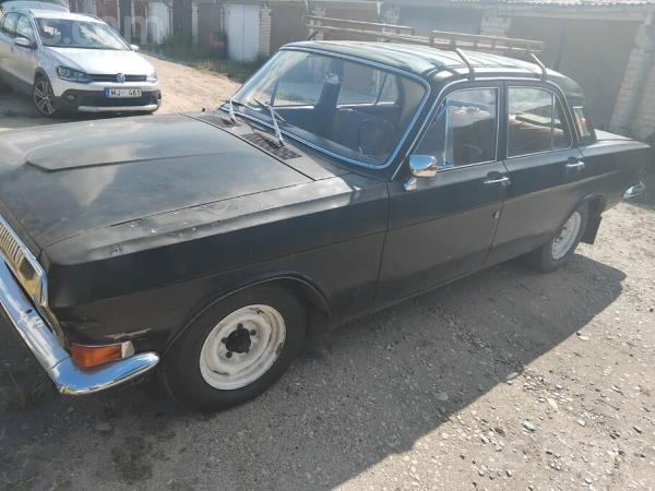 Black HAZ 24 1975 in Liepaja, with an engine capacity of 2.40 L and mileage of 98 thousand km for 2500 €, photo 9 on AUTOMOTO.COM.LV
