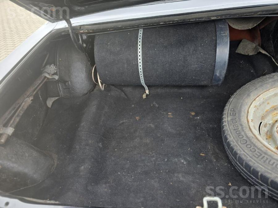 Melns HAZ 24 1977 Ventspils, ar dzinēja tilpumu 2.10 L un nobraukumu 67 tūkst. km par 3900 €, foto 17 vietnē AUTOMOTO.COM.LV