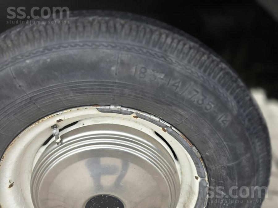 Melns HAZ 24 1977 Ventspils, ar dzinēja tilpumu 2.10 L un nobraukumu 67 tūkst. km par 3900 €, foto 18 vietnē AUTOMOTO.COM.LV