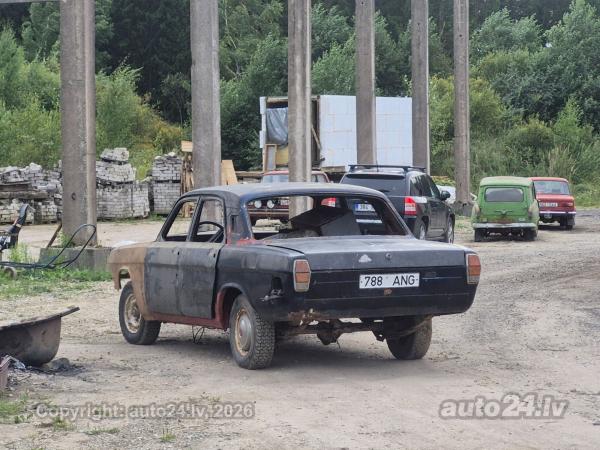 Черный ГАЗ 24 1980 в Пярну, объемом двигателя 2.40 л и пробегом 0 тыс. км за 450 €, фото 7 на AUTOMOTO.COM.LV