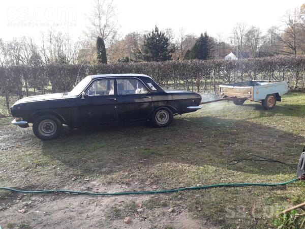 Black HAZ 24 1990 in Ogre, with an engine capacity of 2.00 L and mileage of 0 thousand km for 2000 €, photo 4 on AUTOMOTO.COM.LV