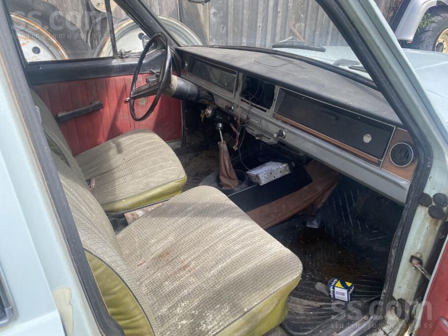 Синий ГАЗ 24 1976 в Цесис, объемом двигателя 2.40 л и пробегом 275 тыс. км за 750 €, фото 4 на AUTOMOTO.COM.LV