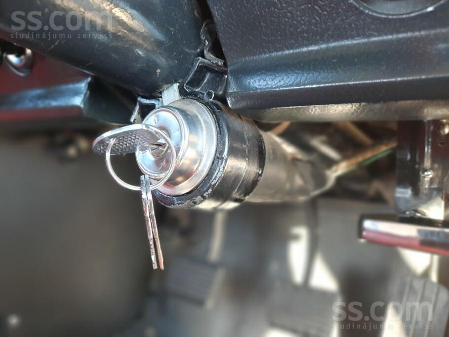 Pelēks HAZ 24 1984 Rīga, ar dzinēja tilpumu 2.40 L un nobraukumu 62 tūkst. km par 17200 €, foto 19 vietnē AUTOMOTO.COM.LV