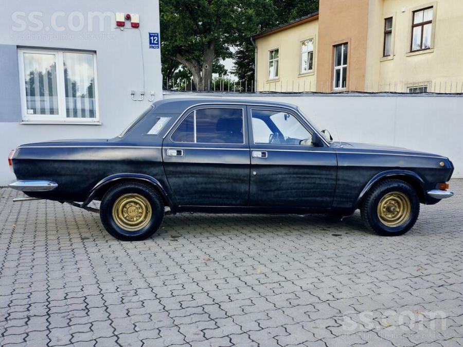 Grey HAZ 24 1988 in Riga, with an engine capacity of 2.40 L and mileage of 27 thousand km for 2490 €, photo 12 on AUTOMOTO.COM.LV
