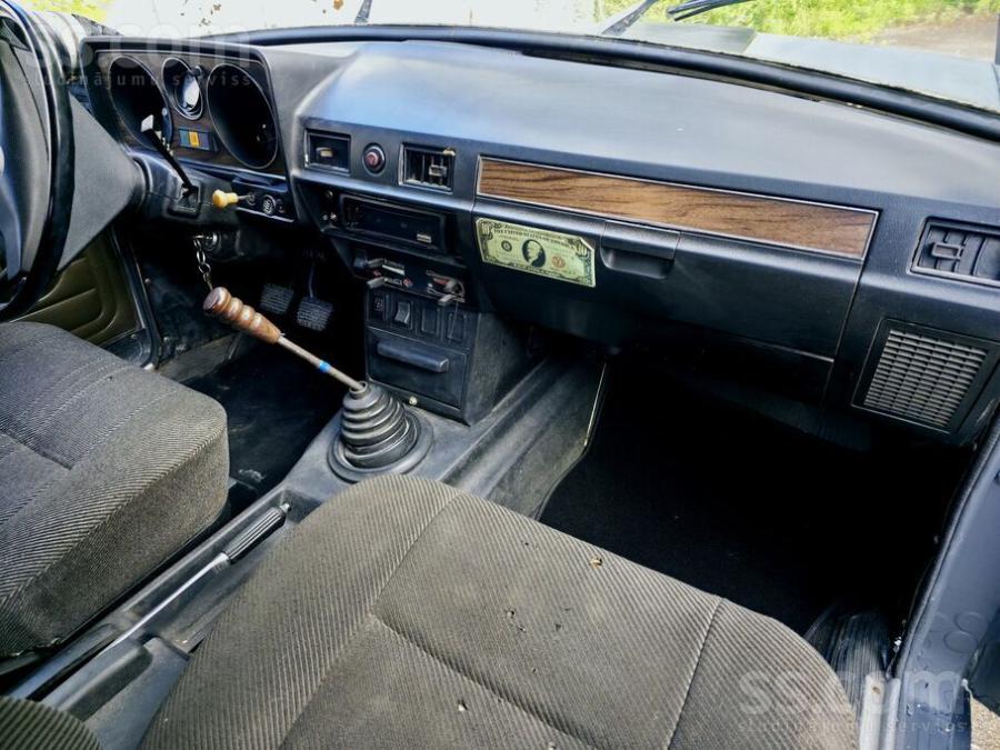 Grey HAZ 24 1988 in Riga, with an engine capacity of 2.40 L and mileage of 27 thousand km for 2490 €, photo 17 on AUTOMOTO.COM.LV