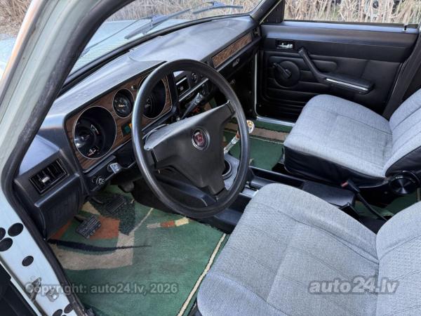 Серый ГАЗ 24 1990 в Таллин, объемом двигателя 2.40 л и пробегом 25 тыс. км за 6900 €, фото 6 на AUTOMOTO.COM.LV