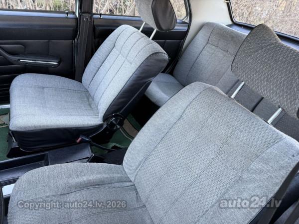 Серый ГАЗ 24 1990 в Таллин, объемом двигателя 2.40 л и пробегом 25 тыс. км за 6900 €, фото 8 на AUTOMOTO.COM.LV