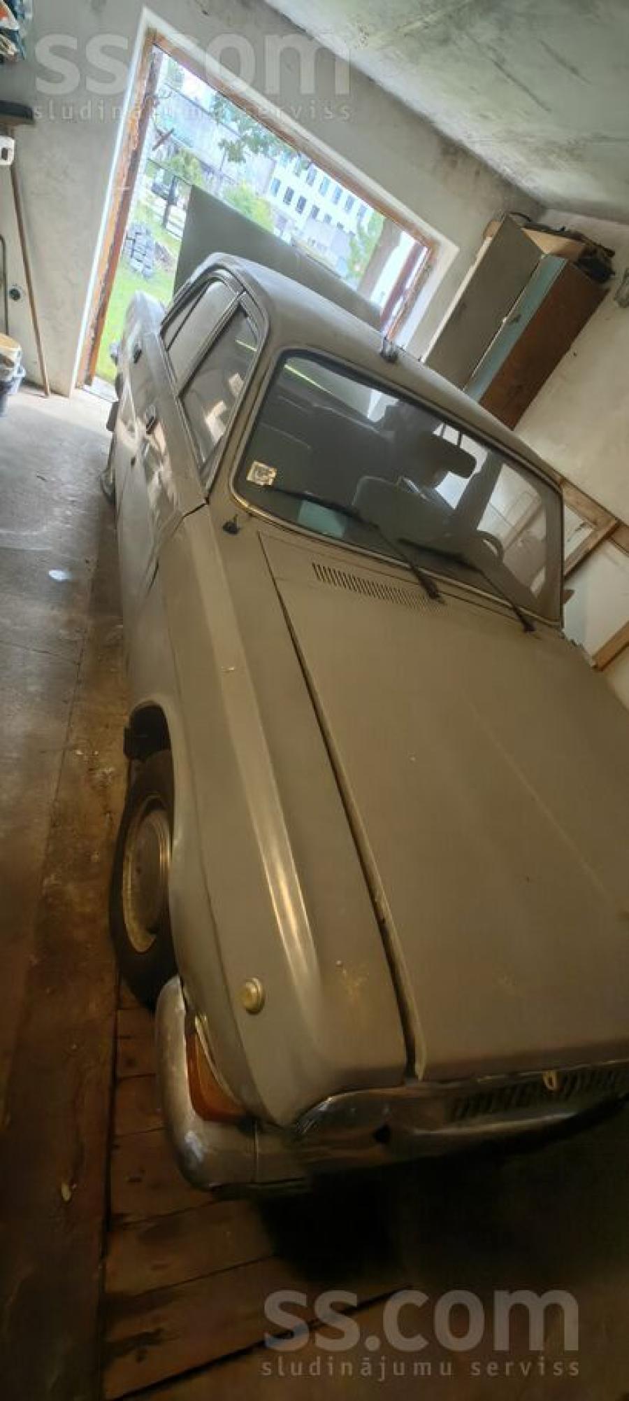Grey HAZ 24 1990 in Riga, with an engine capacity of 2.40 L and mileage of 53 thousand km for 3500 €, photo 3 on AUTOMOTO.COM.LV