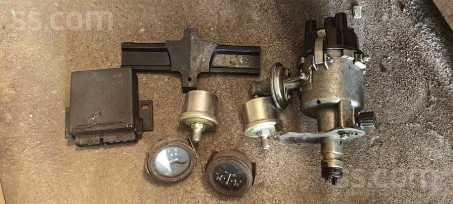 Grey HAZ 24 1990 in Riga, with an engine capacity of 2.40 L and mileage of 53 thousand km for 3500 €, photo 36 on AUTOMOTO.COM.LV