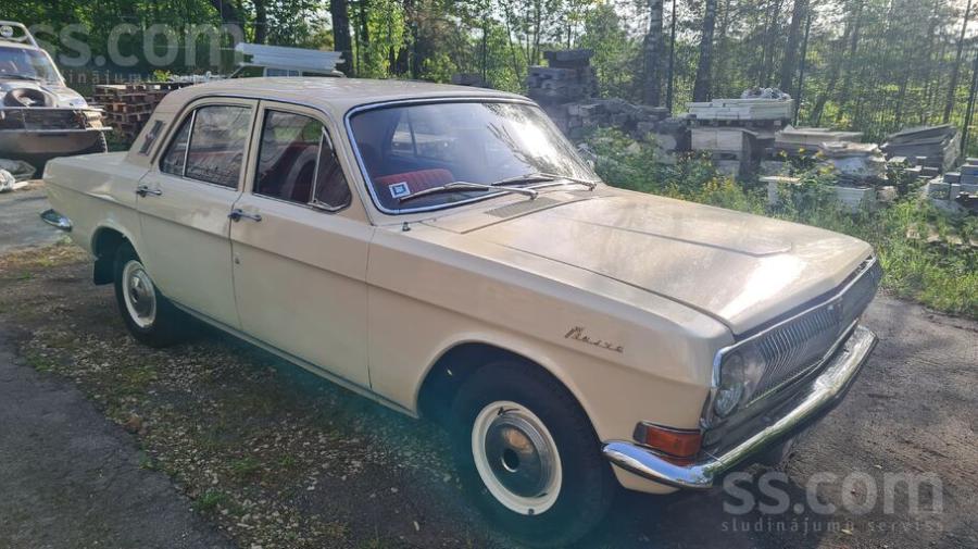 Белый ГАЗ 24 1976 в Рига, объемом двигателя 2.40 л и пробегом 46 тыс. км за 7000 €, фото 4 на AUTOMOTO.COM.LV